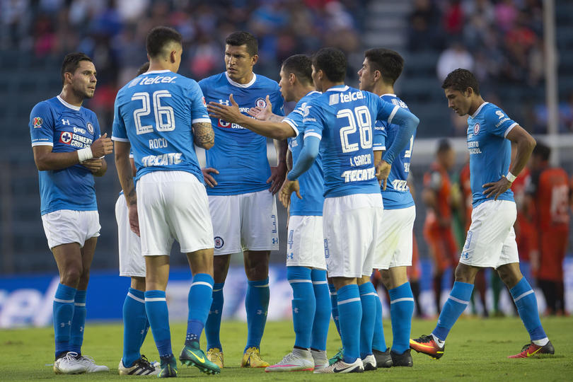 Cruz Azul pone a nueve jugadores transferibles