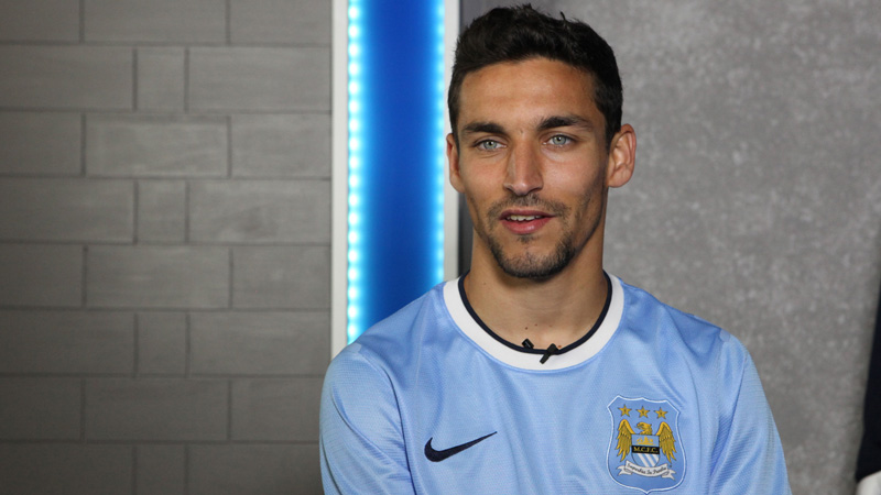 El Manchester City anuncia que Jesús Navas no seguirá en el club